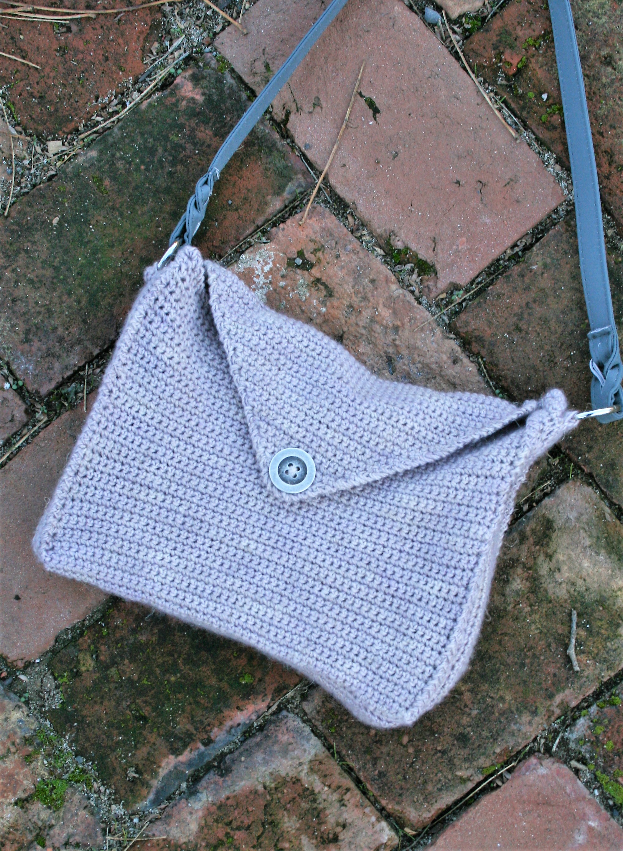 Make It For Me- Italian Spy Handbag - Linda Dean CrochetLinda Dean Crochet