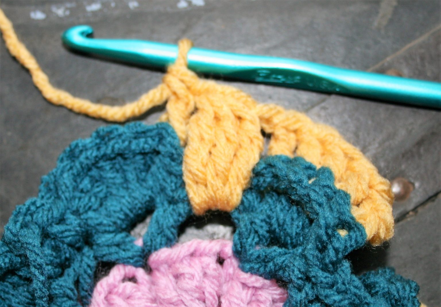 Jan's Joy-Full Jamboree Block- Moogly CAL 2023 - Linda Dean ...